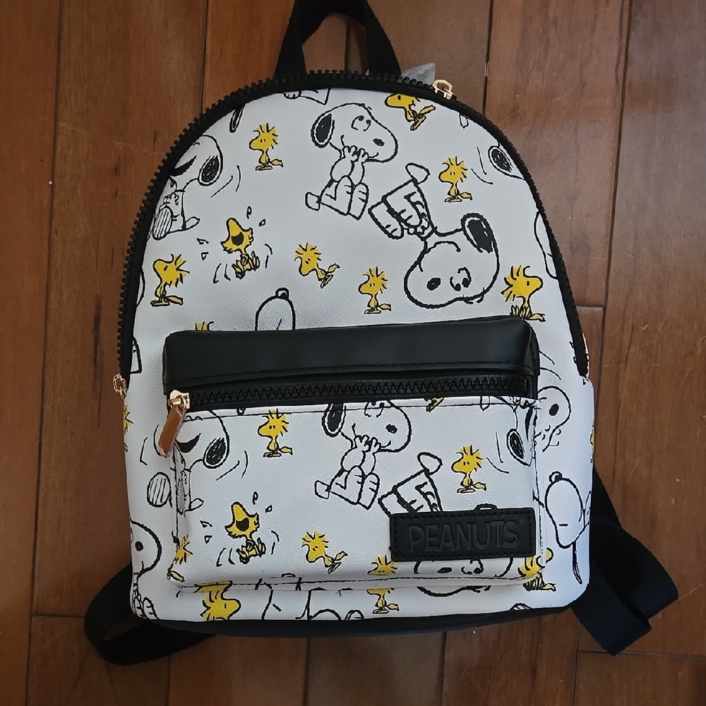 Peanuts Kids Backpack - White And Black - Gem